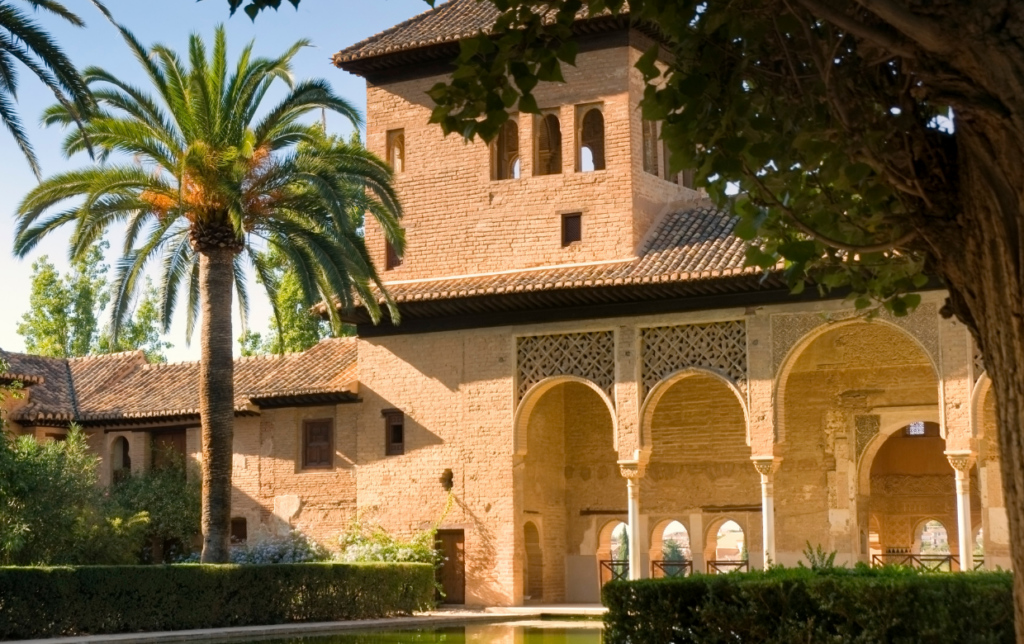 Visit the Partal Alhambra: history, viewpoints, and travel tips